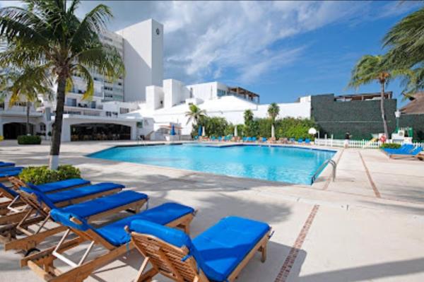 Fantastic Family Villa On The Best Beach Of Cancun - Cancún