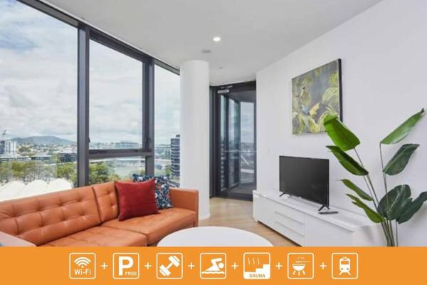 Artistic South Brisbane 2 Bedroom Apartment With Parking - Oxley