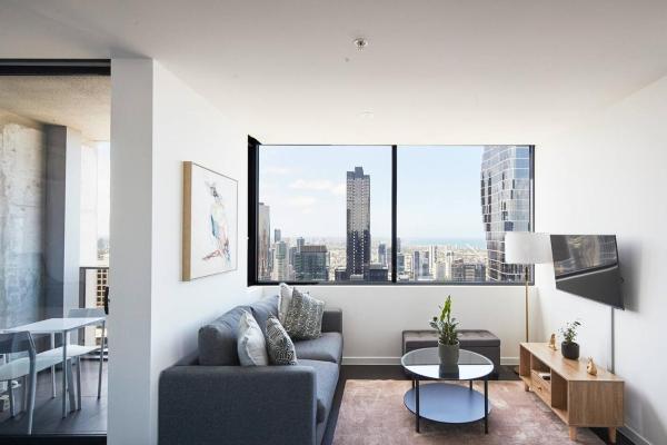 City Lights & Manhattan Heights - A Gem In Melbourne - Brooklyn