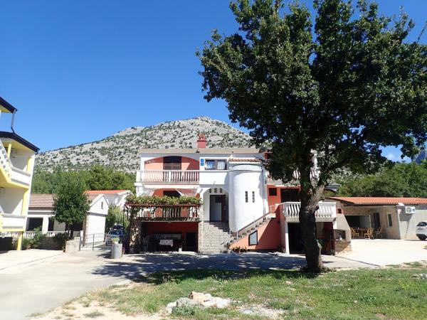 Apartments Falk - Starigrad