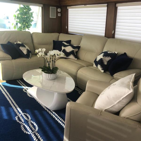 Luxury Afloat Yacht Paradise 3 Bedrooms 3bath 5 Beds With Full Marina View - Santa Monica, CA