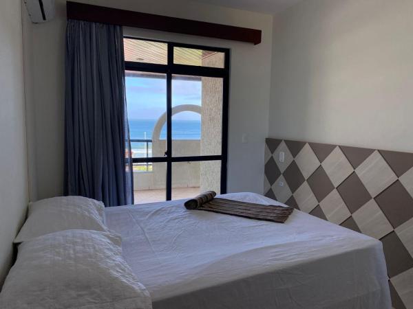 B192 Ampla Cobertura 5 Quartos C/ Vista Para O Mar - Bombinhas