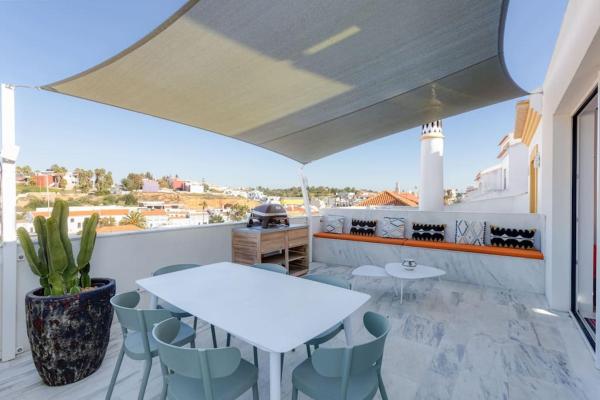 Casa Lima - State Of The Art Villa With Views And Pool In Ferragudo - Ferragudo