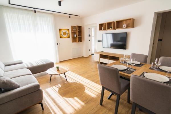 City Life Modern Apartments With Terraces Near Arena - Free Parking - Walk To City Center - Pula