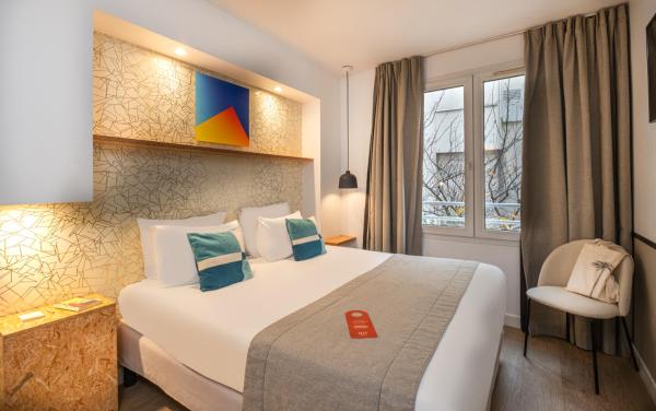 Hotel Izzy - Massy