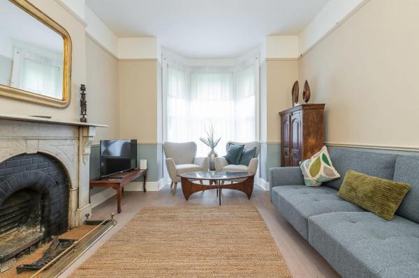Oakwood House - Dublin, Ireland