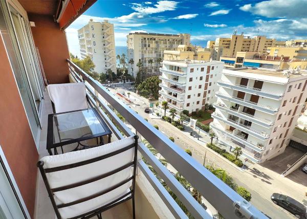 Pm 1-7a. Spacious Two Bedroom Apartment In Marbella Centre. - Marbella