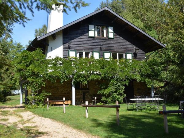 Chalet à Bièvre Près De La Rivière Semois - Bouillon