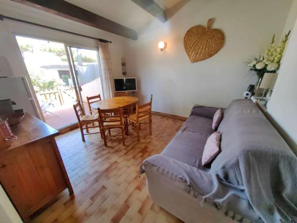Villa Climatisée Pour 6 Pers., Piscine, Parking Privé, Proche Plage Et Commerces - Fr-1-607-123 - Agde
