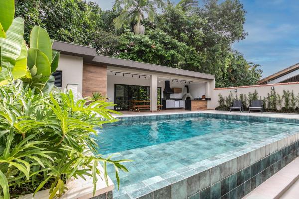 Casa Perfeita Pro Verão E Inverno Na Riviera - Bertioga