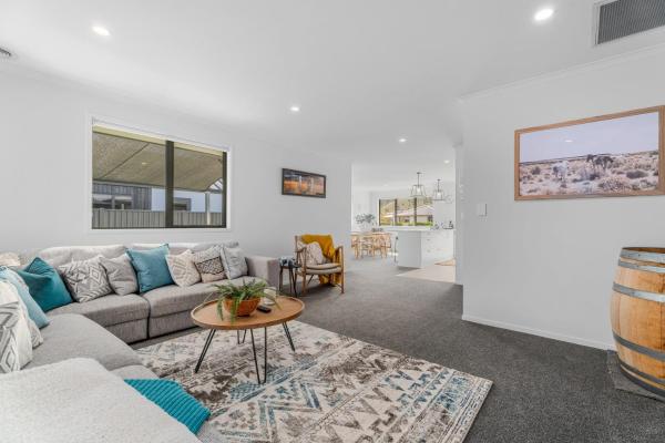 Alpha'n'est - Cromwell Holiday Home - Cromwell