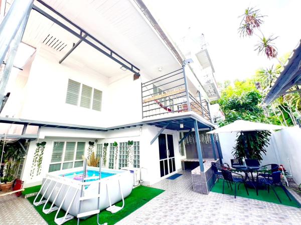 Getaway Villa Bangkok - 4 Bedroom,6 Beds And 5 Bathroom - Bangkok