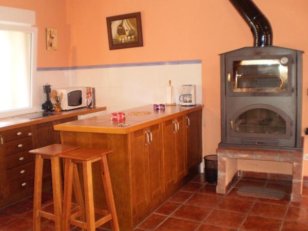 Los Olmos Holiday Home - San Miguel de Bernuy