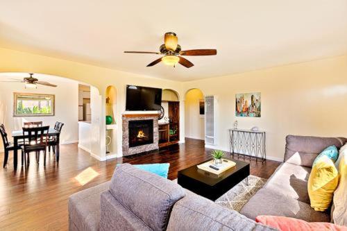 Pacific Oasis - Large Patio, Parking & Walk To Beach - Mission Bay, CA