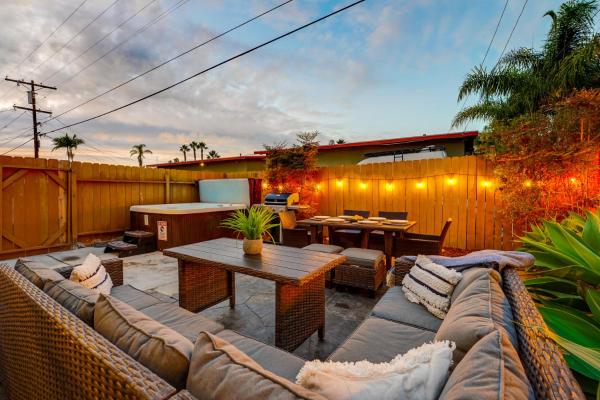 Pacific Paradise - Large Patio, Hot Tub, Short Walk To Beach, & Parking - 샌디에고