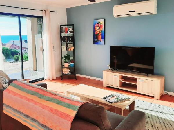 "Sea To See" Large Apartment In Prime Location With Free Laundry Room And Car Parking - South Australia