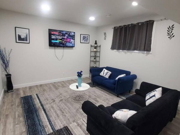 Family-friendly, Netflix, Cozy Comfy 2 Bed Room Basement Suite,sleeps 5 - Edmonton