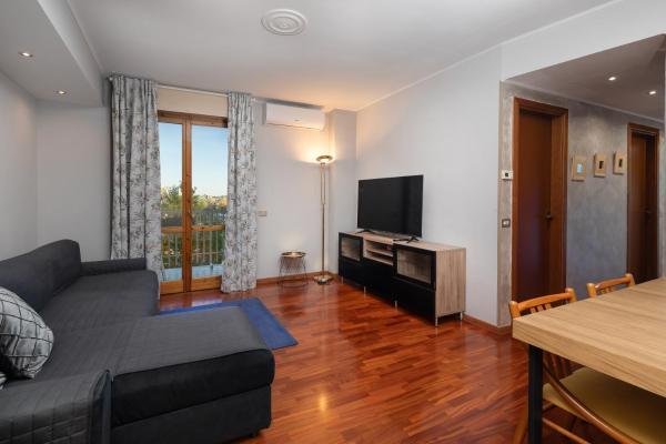 Apartment Forum Iv - Assago