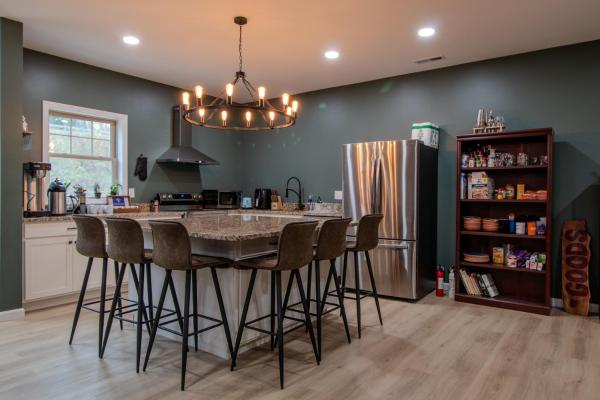 The Lazy Tiger Hostel - Asheville, NC