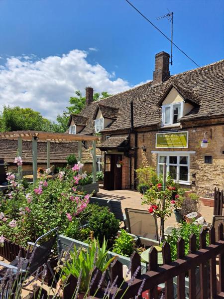 The Horse And Panniers Guest House. - Rutland