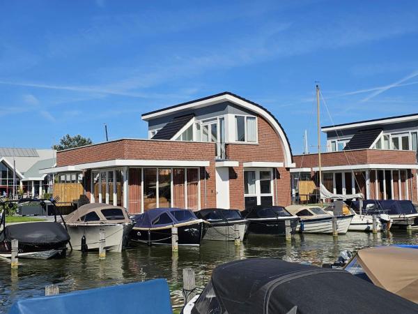 Holiday Home De Meerparel By Interhome - Noord-Holland