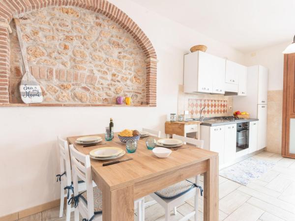 Apartment La Casetta Dei Pescatori By Interhome - Follonica