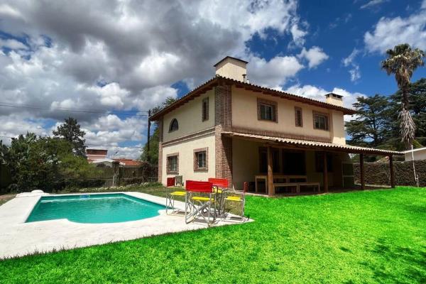 Cosquín Casa A Metros Del Río Con Pileta - Hasta 12 Personas - Cosquín