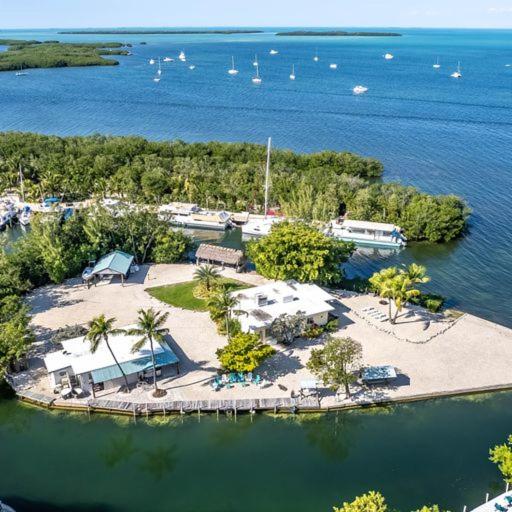 Martin Family Fish Camp - Islamorada, FL