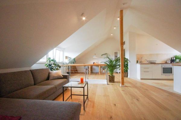Modernes Und Helles Apartment Im Loft Stil - Heidelberg