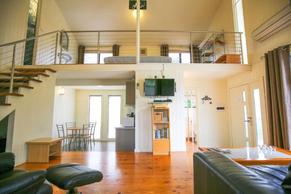 Allambie Cottages - Villa 1 - Bright