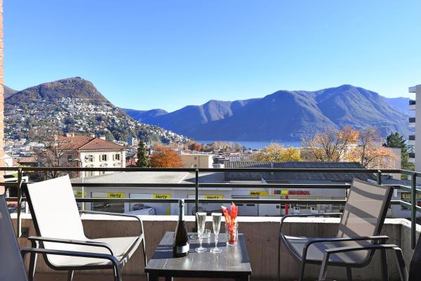 Santiago Home - Happy Rentals - Lugano