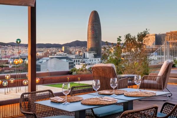 Salles Pere Iv, Double Deluxe Room - Barcelona