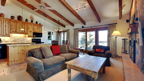 Timberline Condominiums 3 Bedroom Deluxe Unit C3a - Aspen, CO