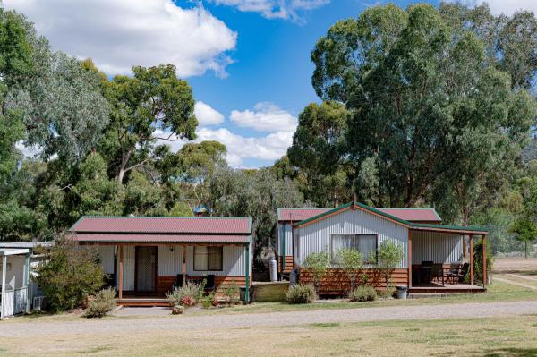 Mansfield Lakeside Caravan Park - Gippsland