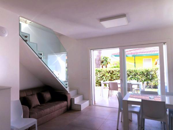 Stunning Villa With Private Fenced Garden And Bbq - Bibione