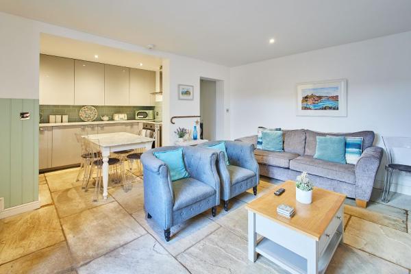 Host & Stay - The Courtyard Retreat - Robin Hood's Bay