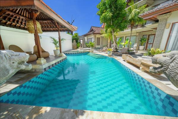 Villa Chandi 1 - Legian-seminyak - 8 Bedroom - 7 Bathroom Villa - Denpasar