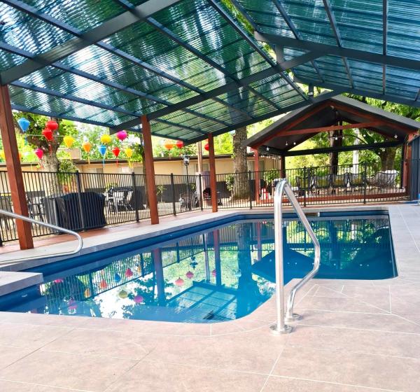 Adina Lodge Holiday Apartments - 브라이트