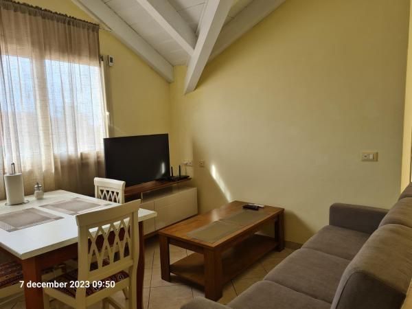 Plaza Top Floor Apartment - Cabo Verde