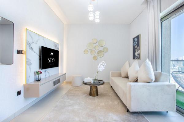 Stay By Latinem Luxury 1br Holiday Home Cvr B2704 Near Burj Khalifa - Dubái