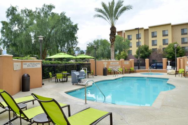 Springhill Suites By Marriott Corona Riverside - Corona, CA