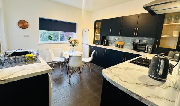 Broomfield Place - Kenilworth, UK