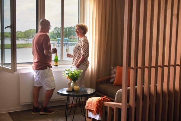 Parc Maasresidence Thorn Lake View Hotel Rooms - Weert