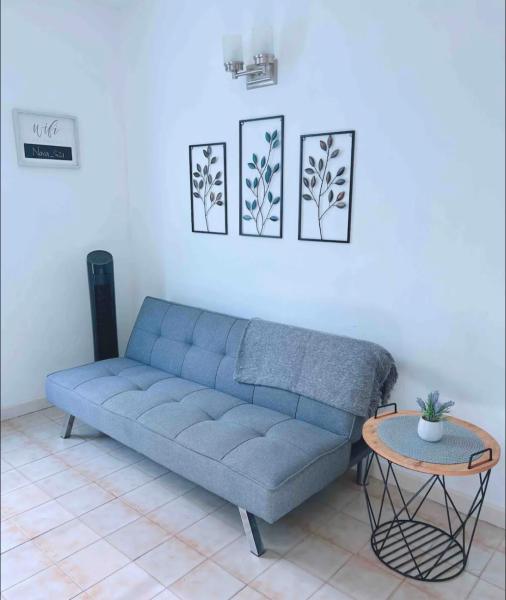 Studio21-a Centric Comfort Apartment - Levittown