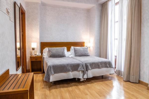 Hotel Granada Centro - Cenes de la Vega