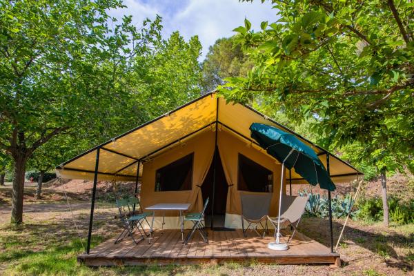 Camping Onlycamp Le Port - Sully-sur-Loire