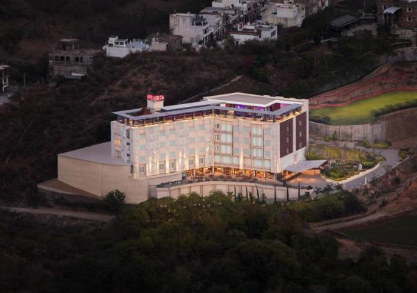 Jüsta Sajjangarh Resort & Spa, Udaipur - Udajpur