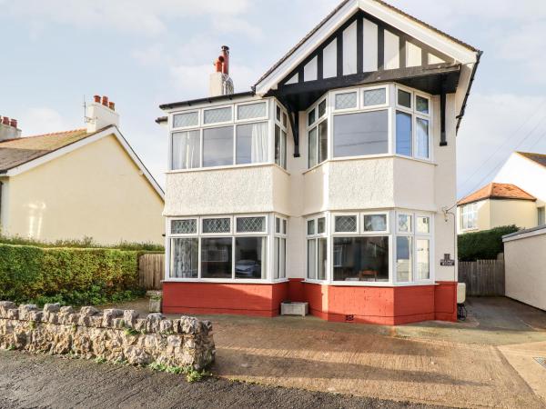 Meadway House - ウェールズ