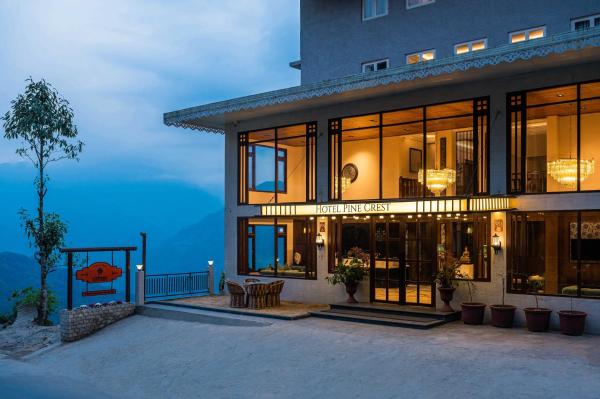 Udaan Hotel Pine Crest - Pelling