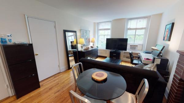 Cozy Place In Midtown Nyc - Crown Heights, NY